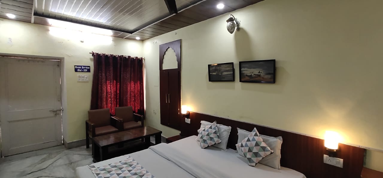 Brij Lodge, The heritage hotel, Har-ki-pauri, Haridwar, Uttarakhand, India